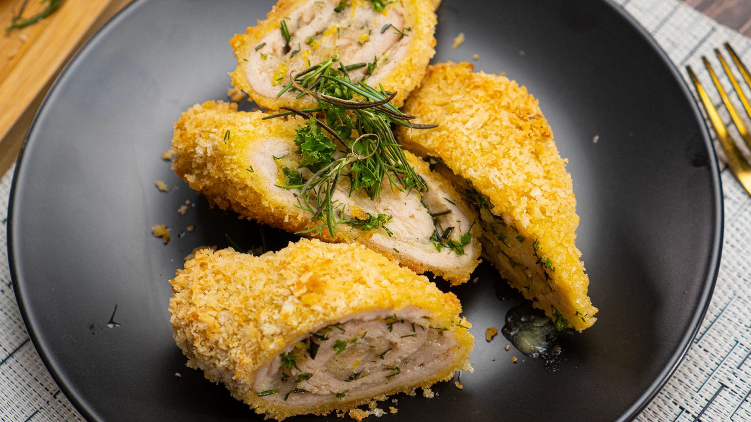 How to Tell if Chicken Is Bad: 5 Signs to Look For and How to Avoid Them