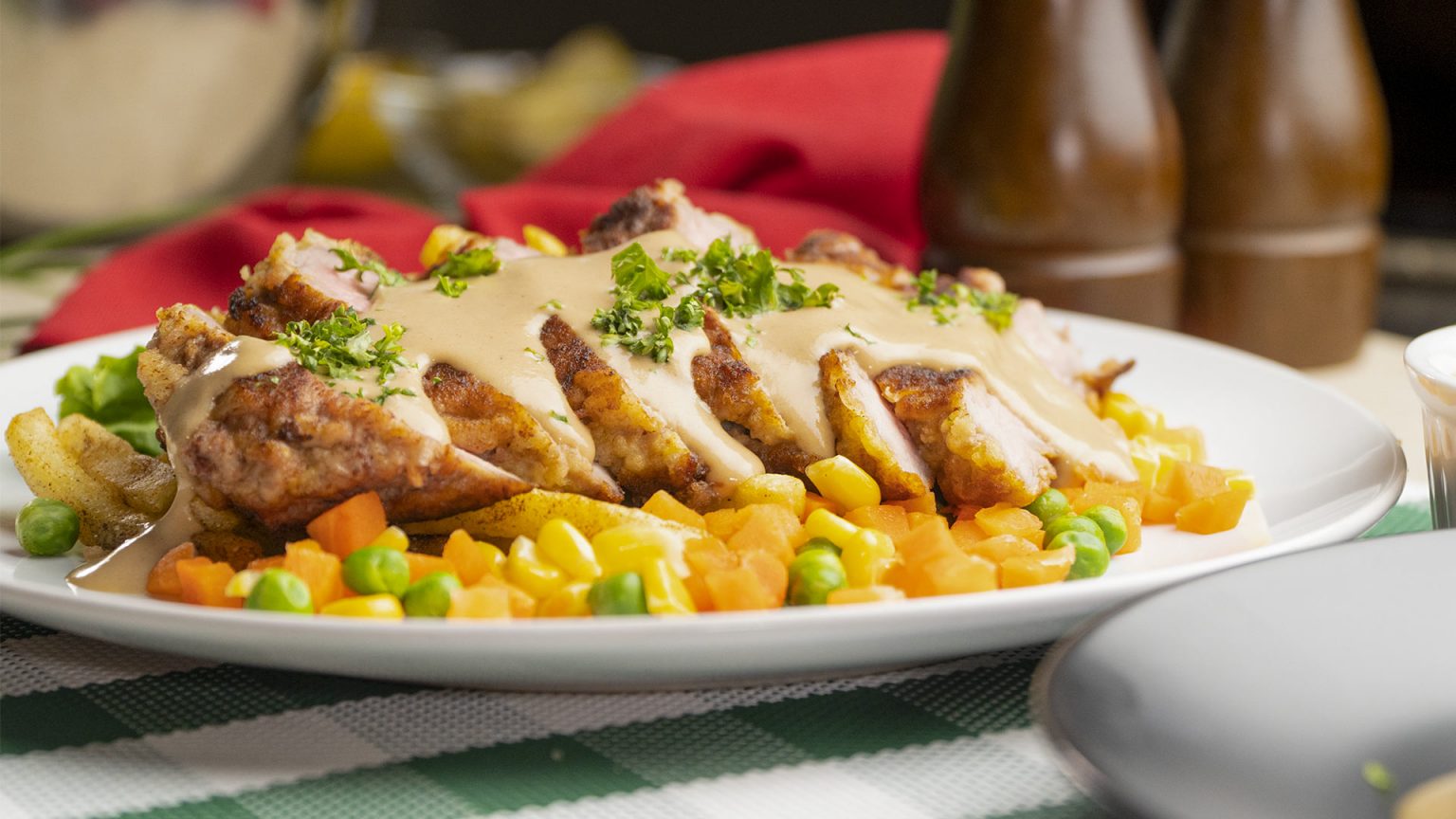 Cracker Barrel Fried Catfish (Copycat) Recipe - Recipes.net