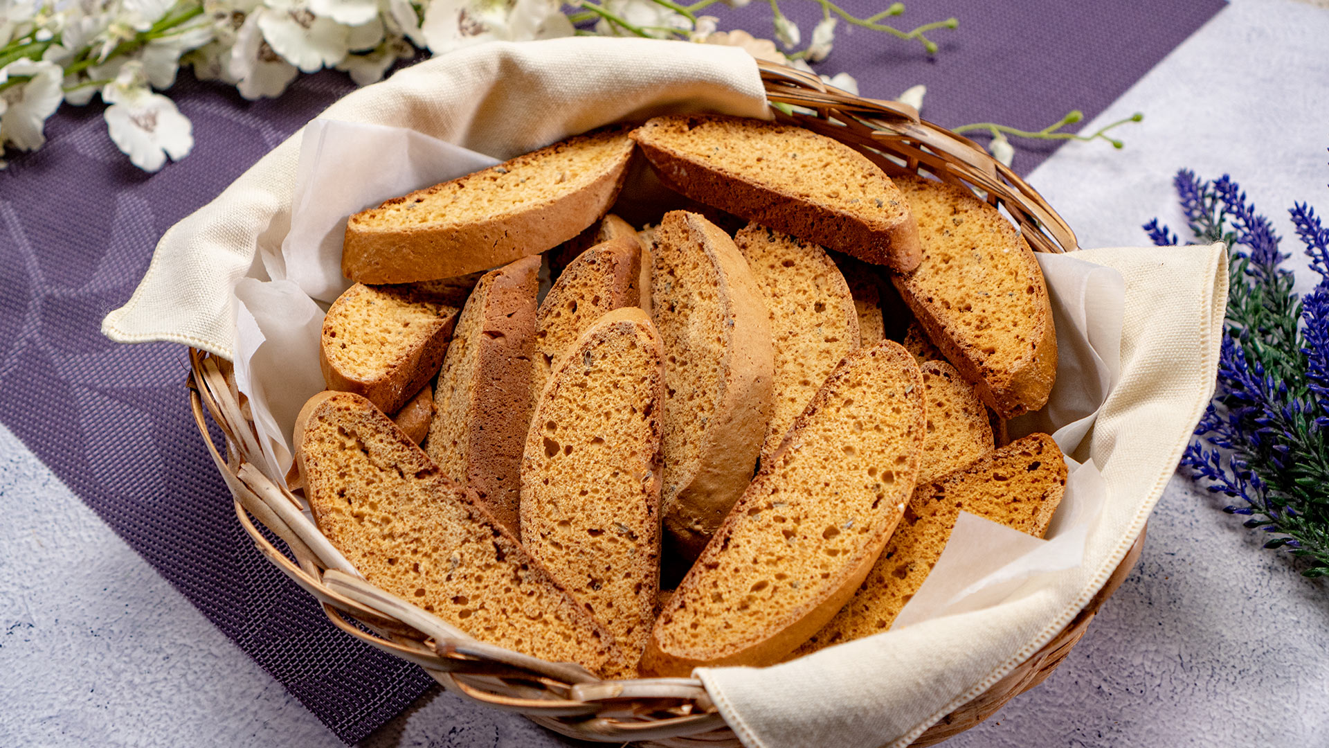 Honey-Lavender Biscotti Recipe - Recipes.net
