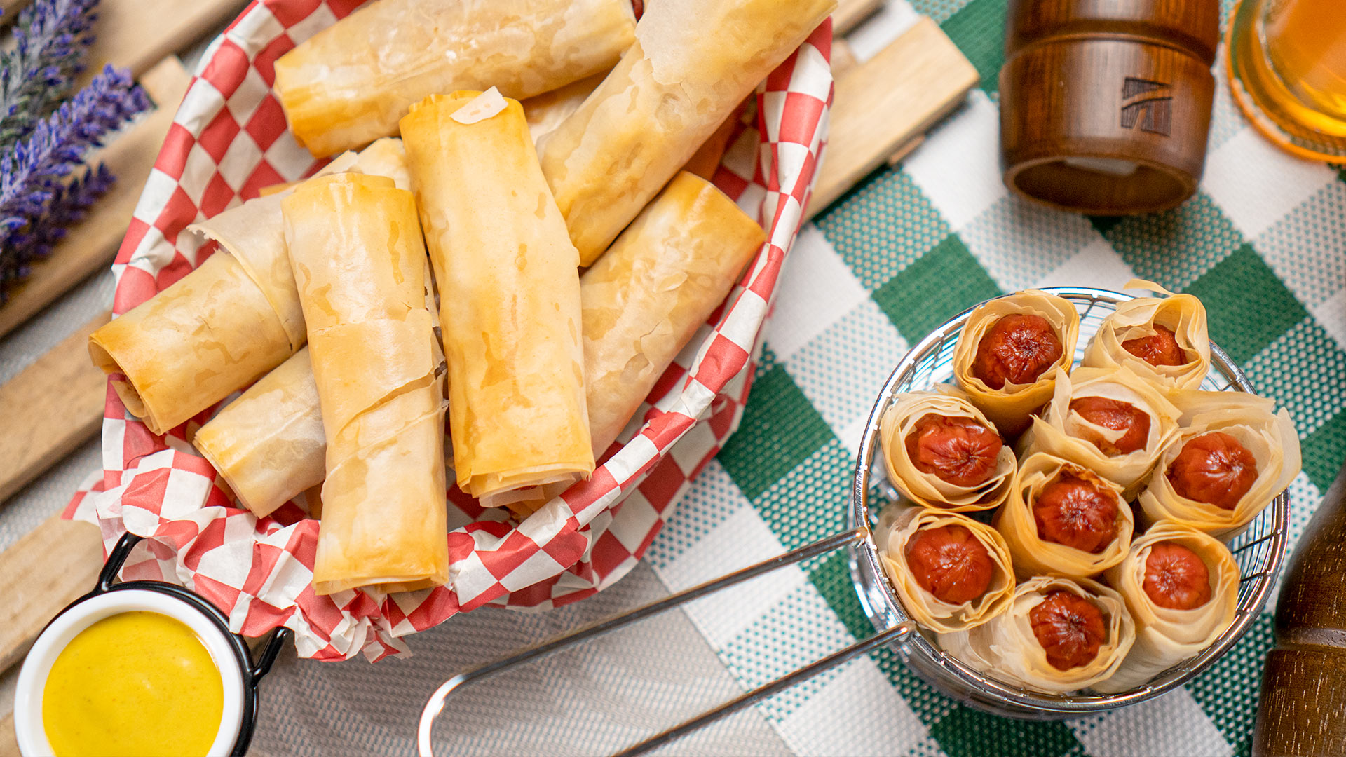 How To Cut Crescent Rolls For Pigs In A Blanket - Recipes.net