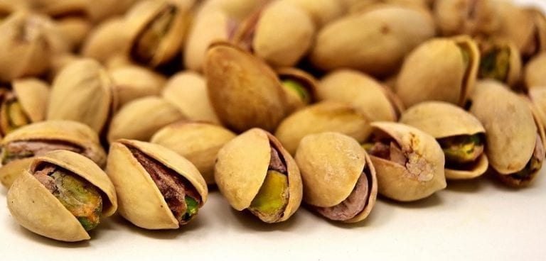 What Are Red Pistachios and What Happened To Them? - Recipes.net