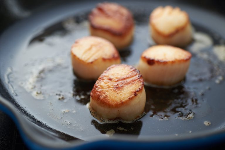 Creamy Garlic Butter Tuscan Scallops Recipe | Recipes.net