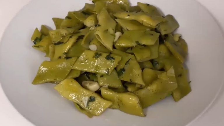 How To Cook Romano Flat Beans - Recipes.net