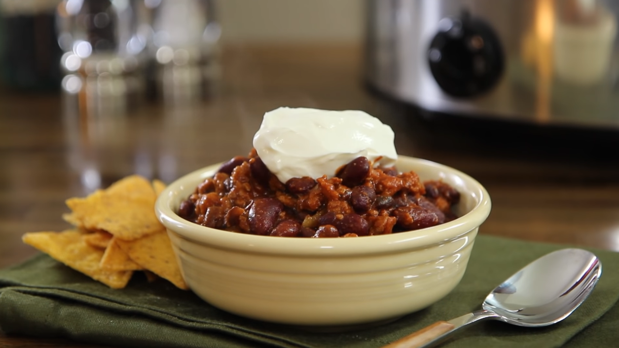 37 Chili Toppings for the Best Chili Bar - Recipes.net