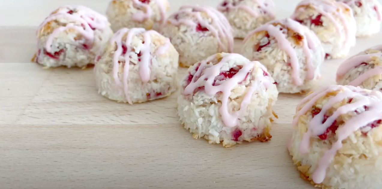Strawberry Coconut Macaroons Recipe | Recipes.net