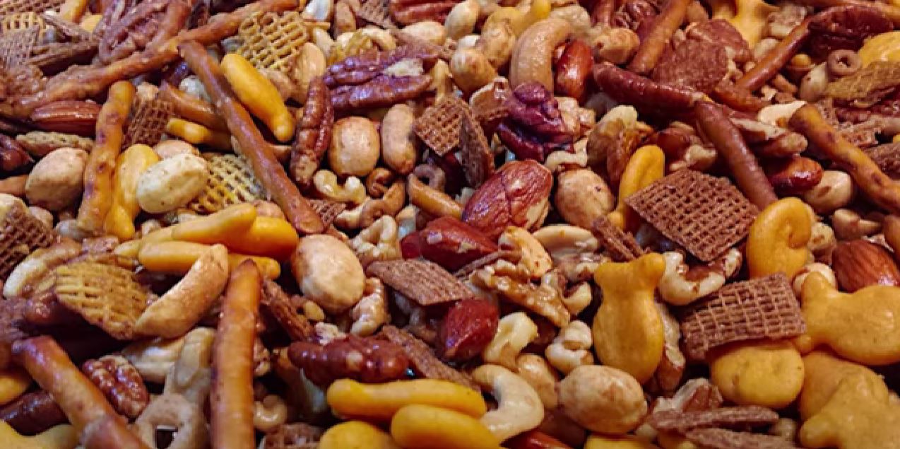 Slow Cooker Party Mix Recipe | Recipes.net