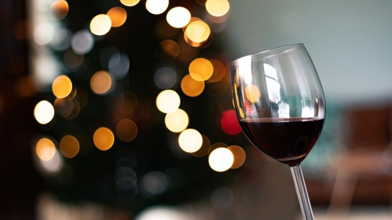 14 Types of Sweet Red Wine Perfect for Special Occasions