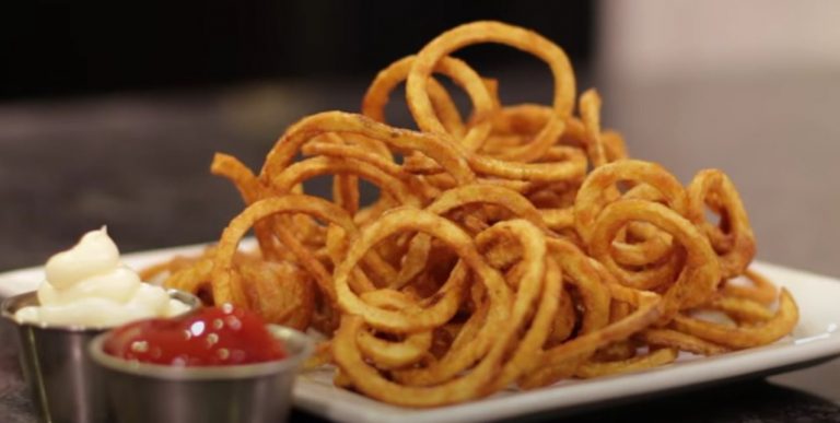 Curly Fries Recipe (Arby's Copycat) - Recipes.net