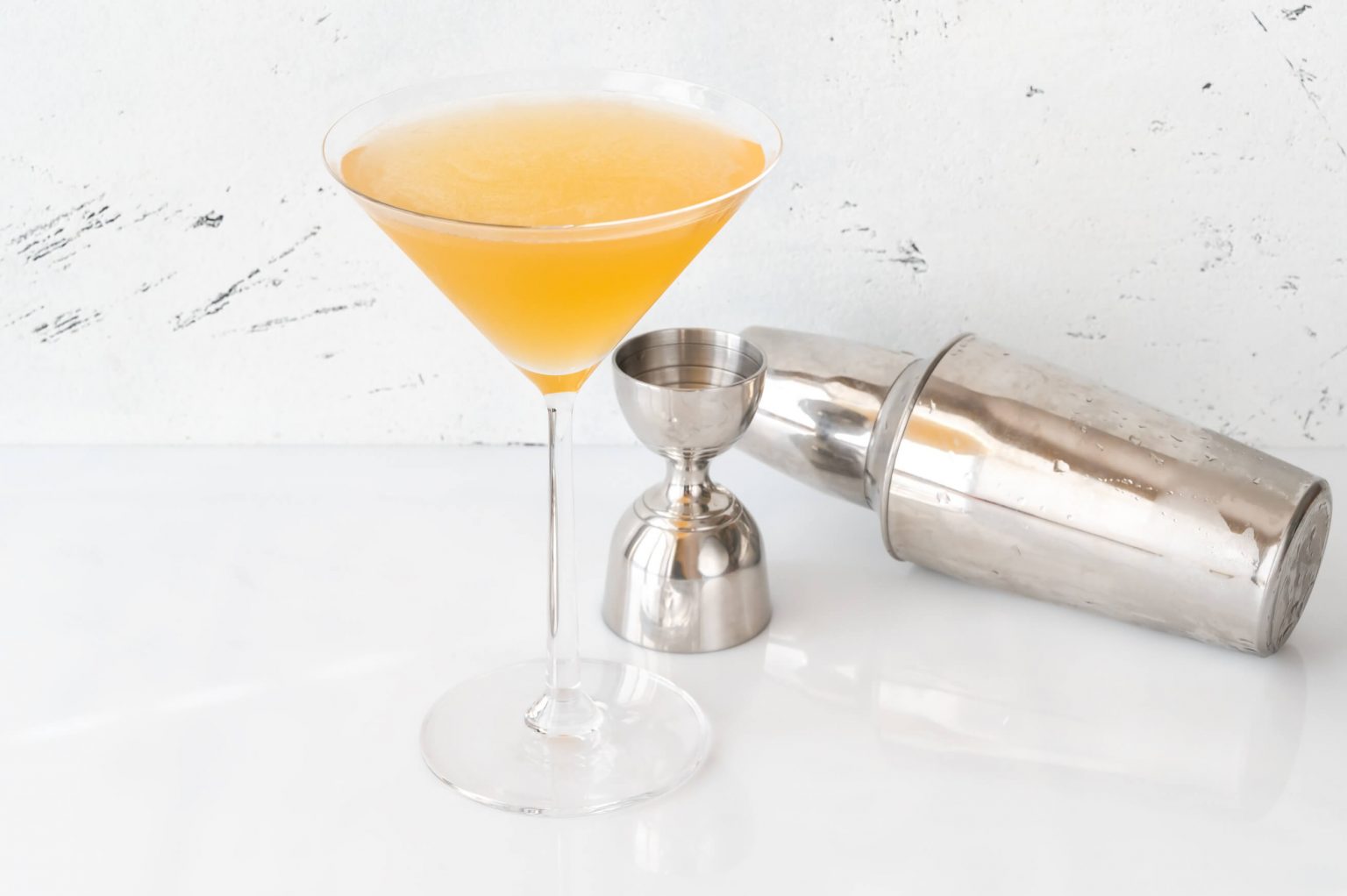 14 Best Cointreau Cocktails for Happy Hour - Recipes.net