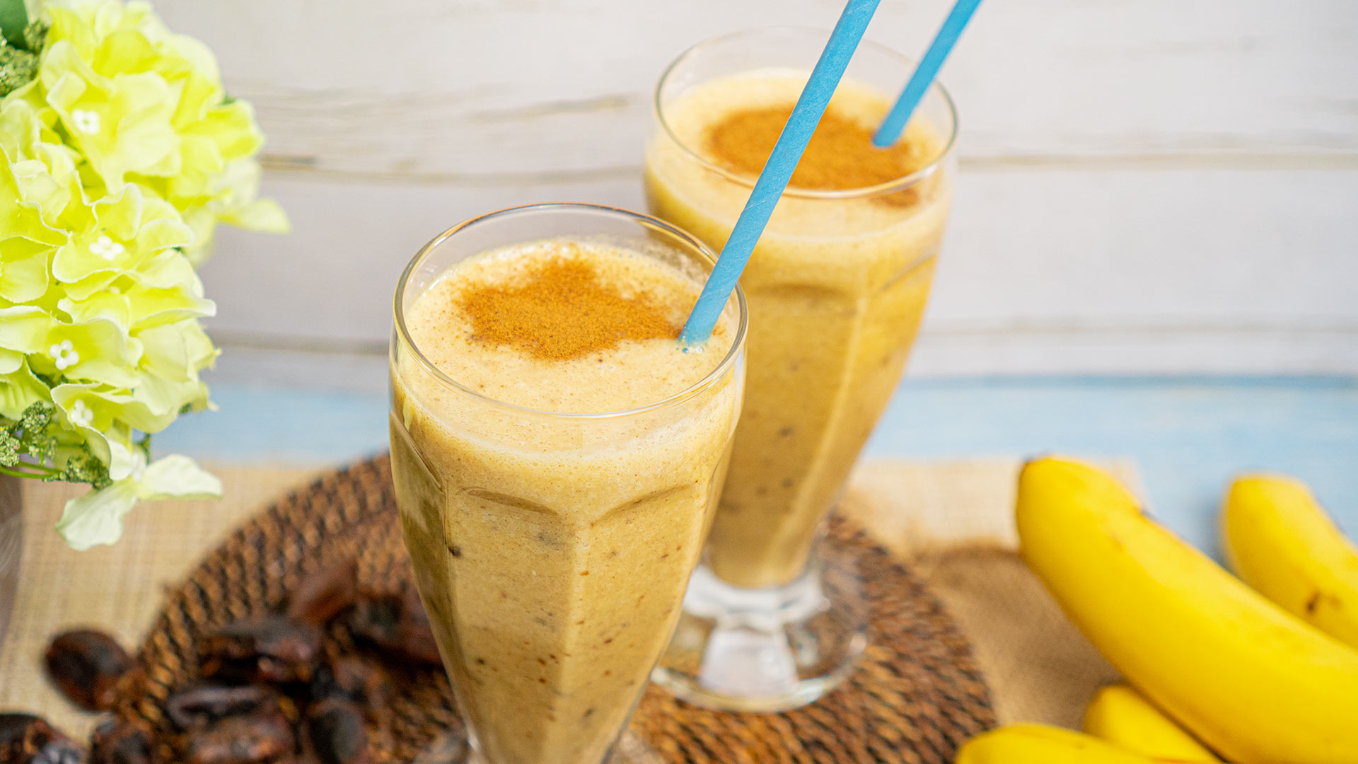 Brown Rice, Bananas, and Date Smoothie Recipe - Recipes.net