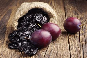 Dates vs Prunes: What’s the Difference? - Recipes.net