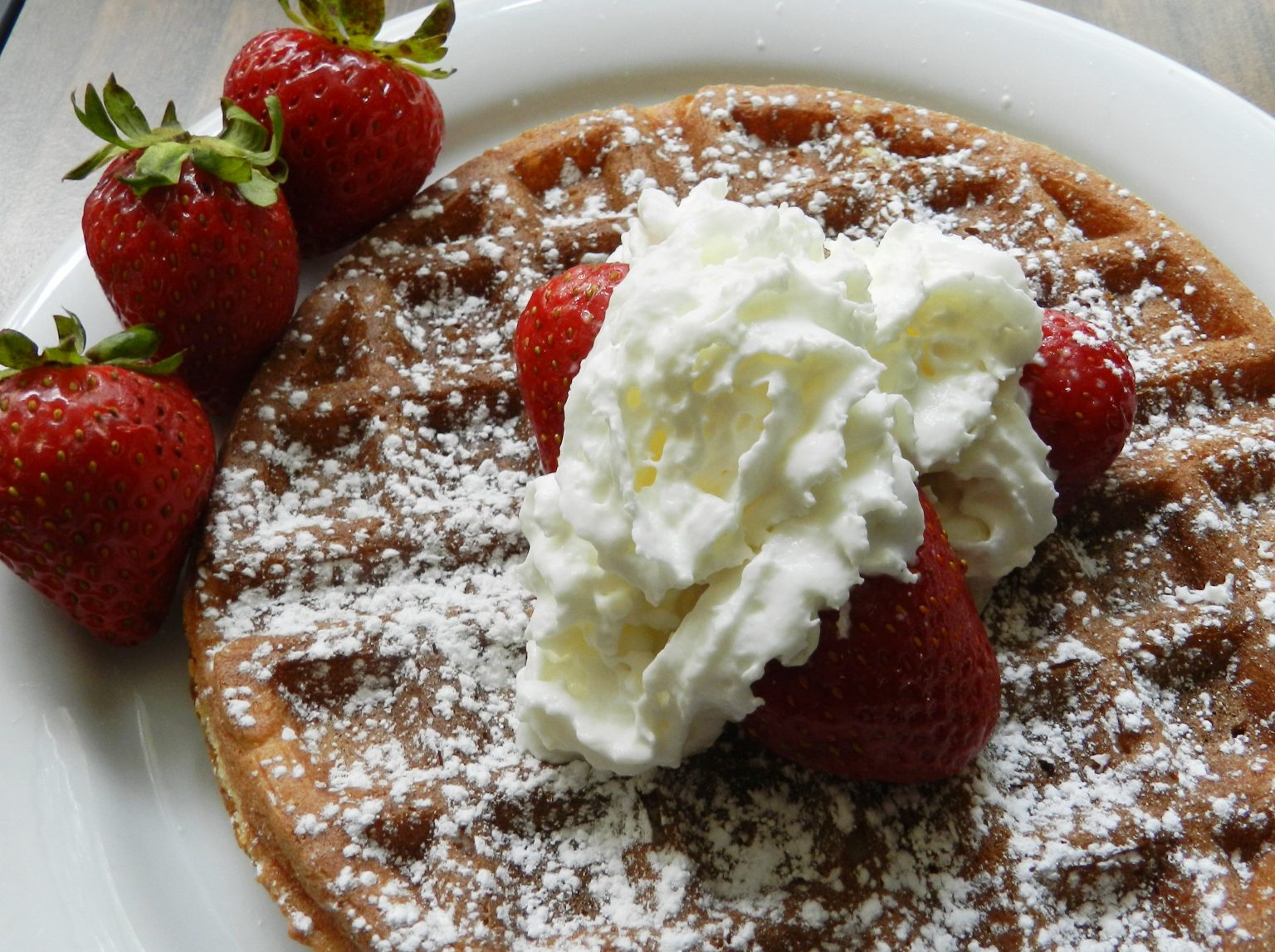 34 Best Waffle Toppings From Sweet To Savory - Recipes.net