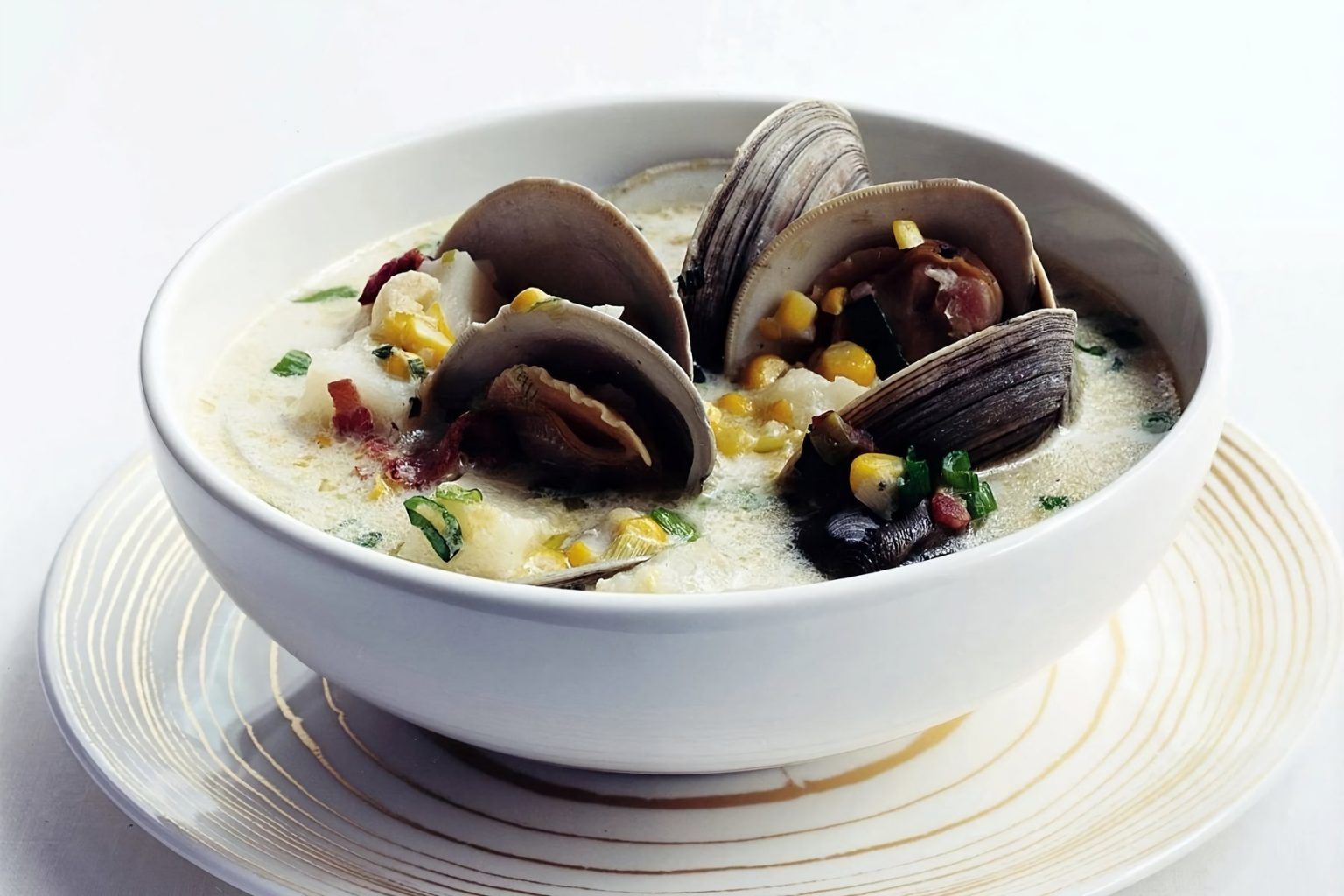Golden Corral Copycat Clam Chowder Recipe - Recipes.net