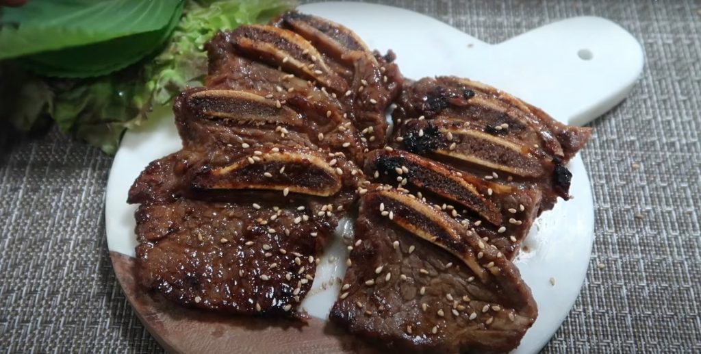 How To Marinate Beef Short Ribs For BBQ - Recipes.net