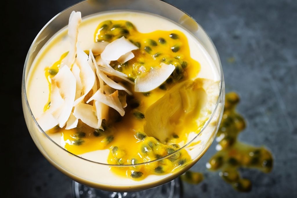 How To Eat And Cut A Star Fruit - Recipes.net