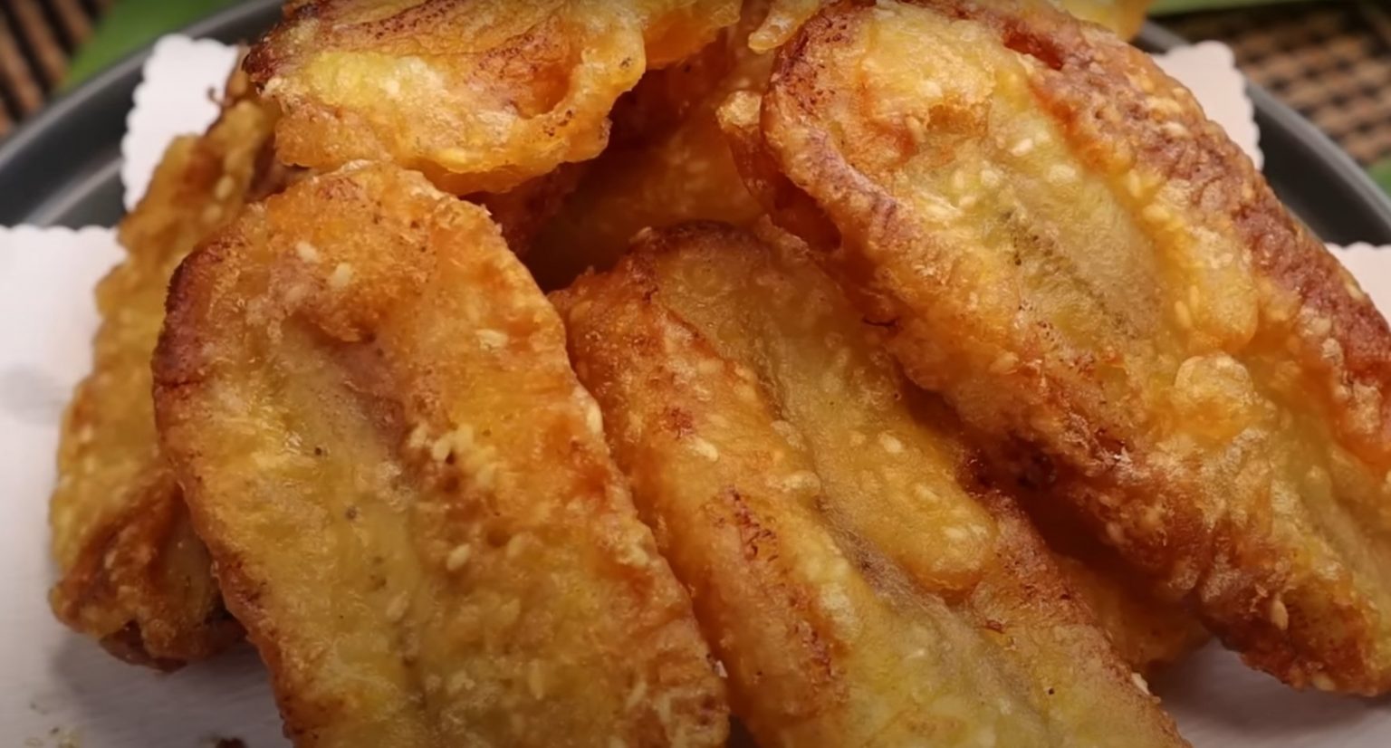 Pisang Goreng (Indonesian Banana Fritters) Recipe | Recipes.net