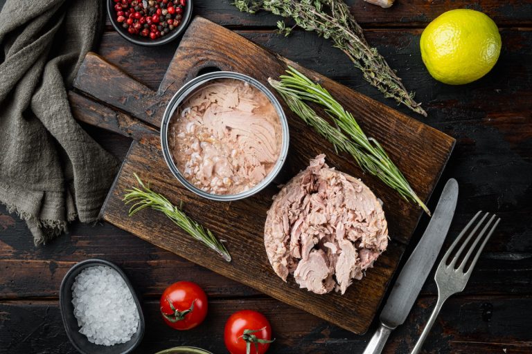 How To Eat Tuna Out Of A Can - Recipes.net