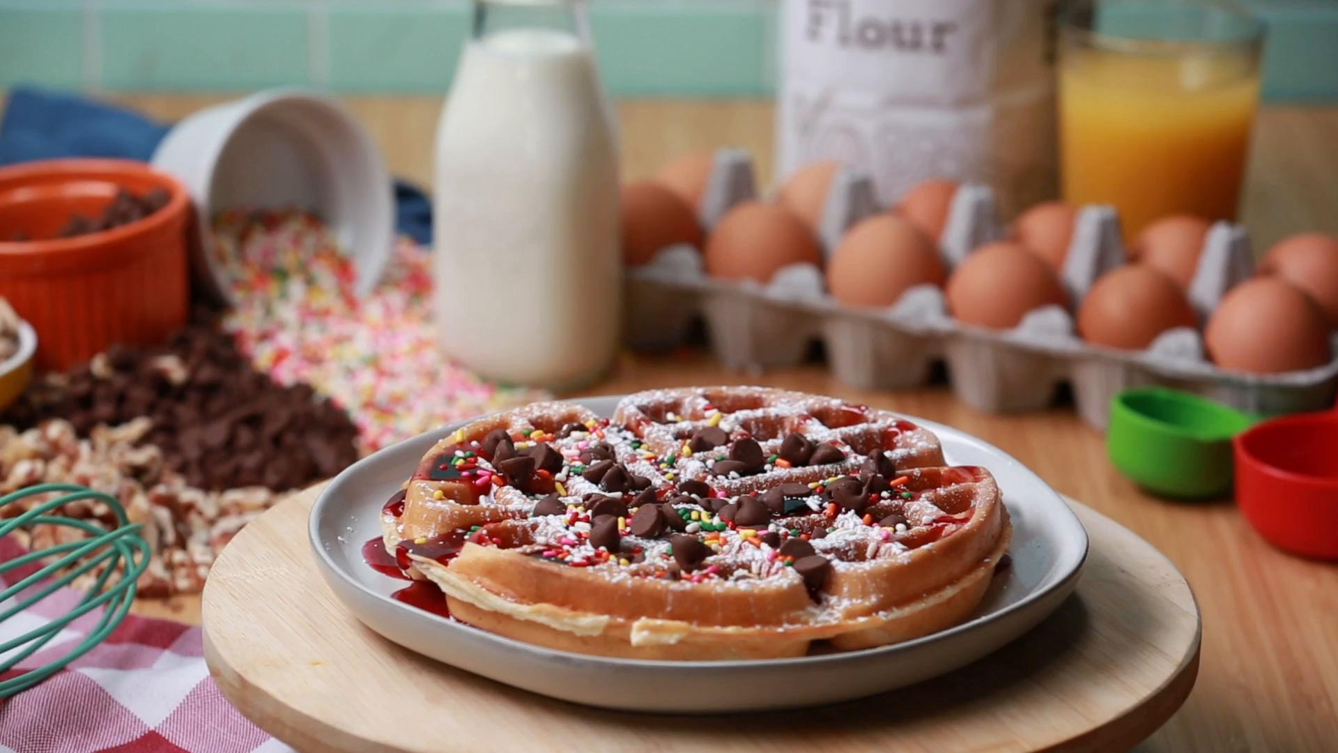 Copycat IHOP's Waffles and Scrambled Eggs Recipe | Recipes.net