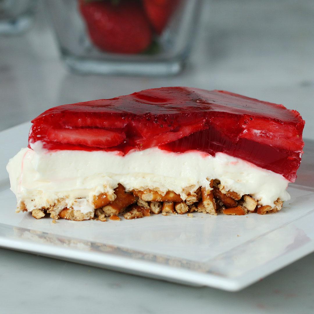 Fresh Strawberry Cheesecake Recipe by The Cheesecake Factory - Recipes.net