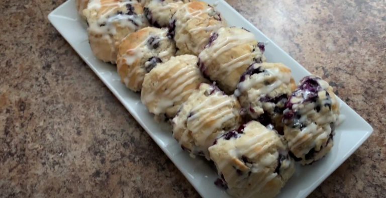 Bojangles' Bo-Berry Biscuits Recipe Recipe | Recipes.net