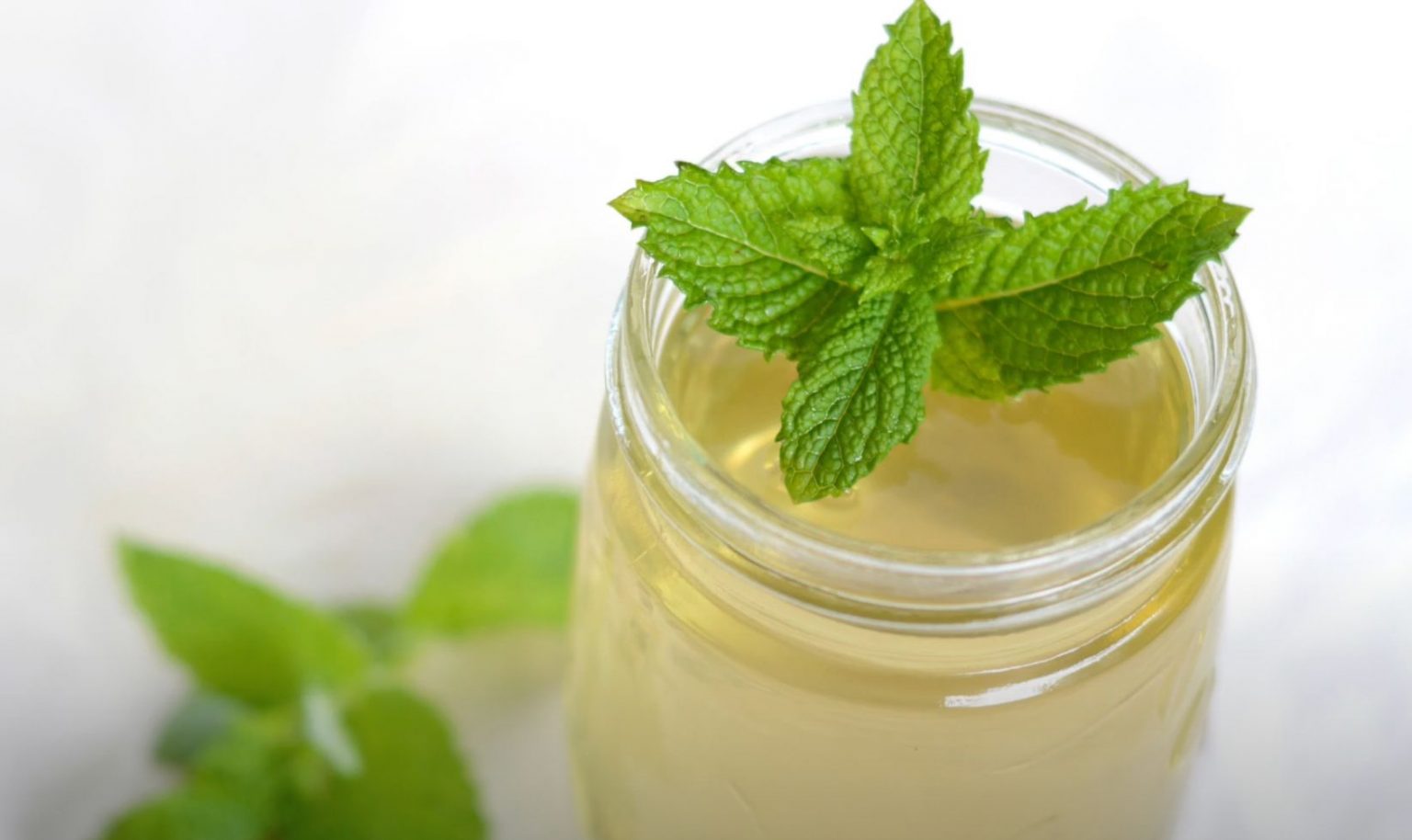 18 Festive Green Cocktails to Try - Recipes.net