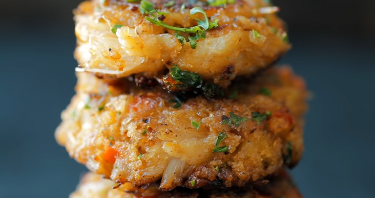 Ruth's Chris Steakhouse's Sizzling Blue Crab Cakes Recipe Recipe ...