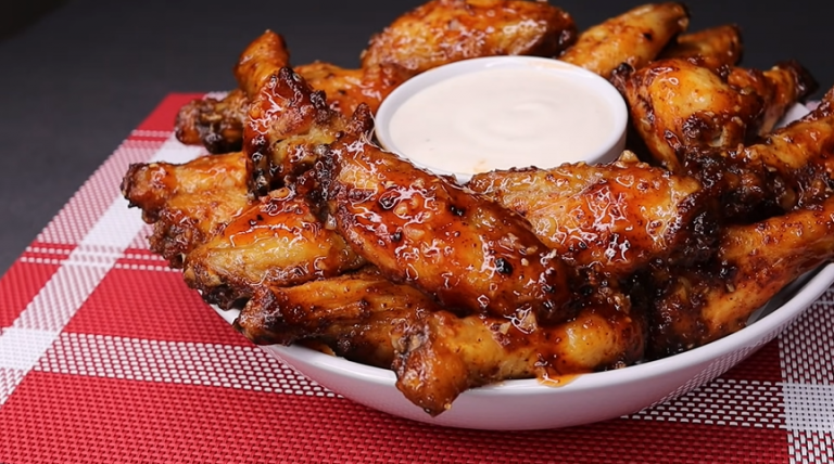 15 Best Sriracha Substitutes You Must Try - Recipes.net