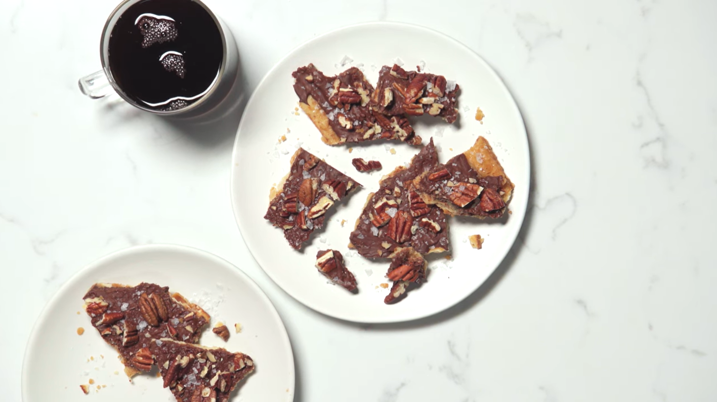 Chocolate Toffee Matzo Crack Recipe | Recipes.net